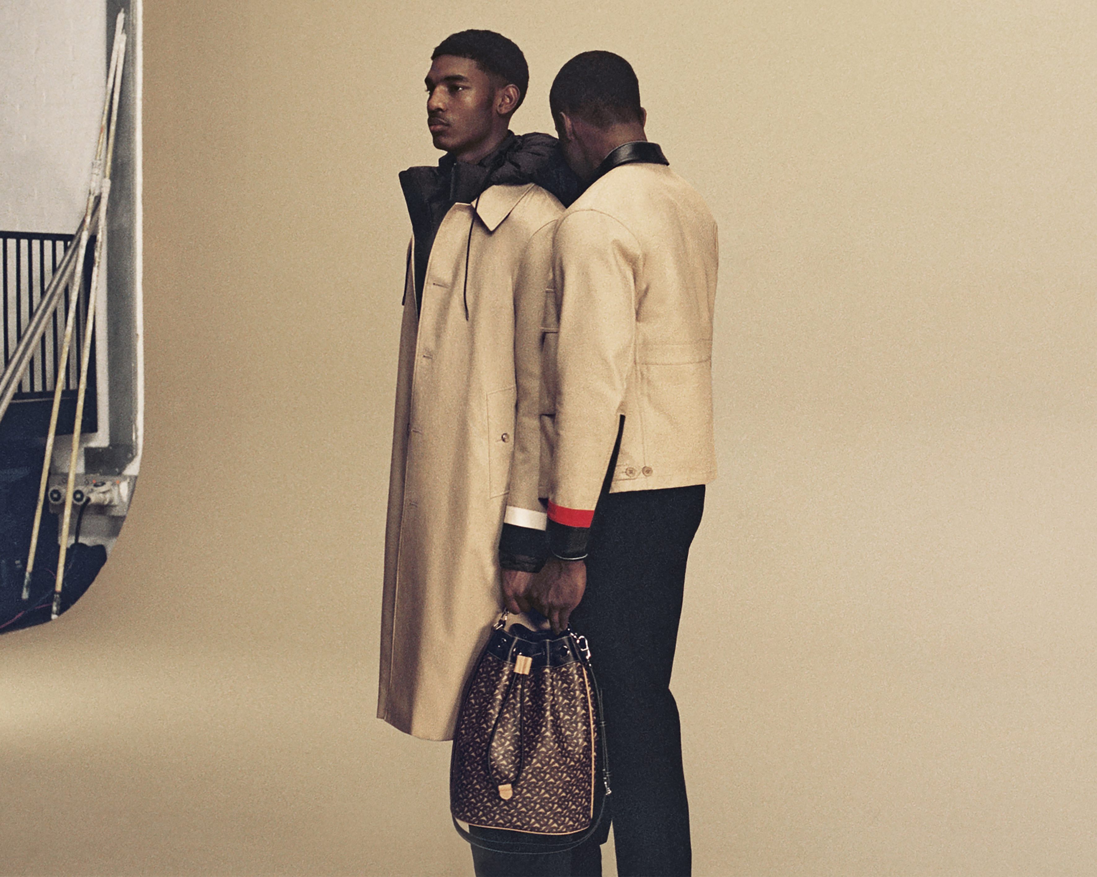 Irina Shayk and Reece Nelson Star In Burberry's AW20 Pre Campaign ...