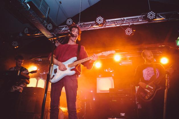 Darwin Deez - Live At Sound Control, Manchester | Live | Clash Magazine