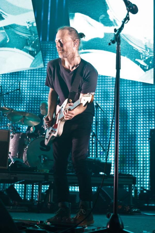 Radiohead - Live Gallery At Manchester Arena | Features | Clash Magazine