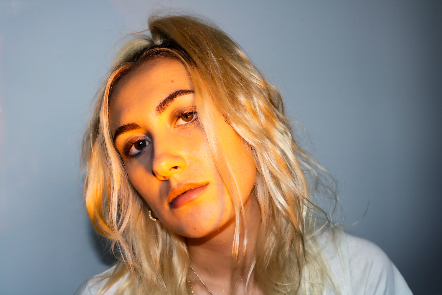 After Trying On Different Personas, Lenii Finally Settles On Herself ...