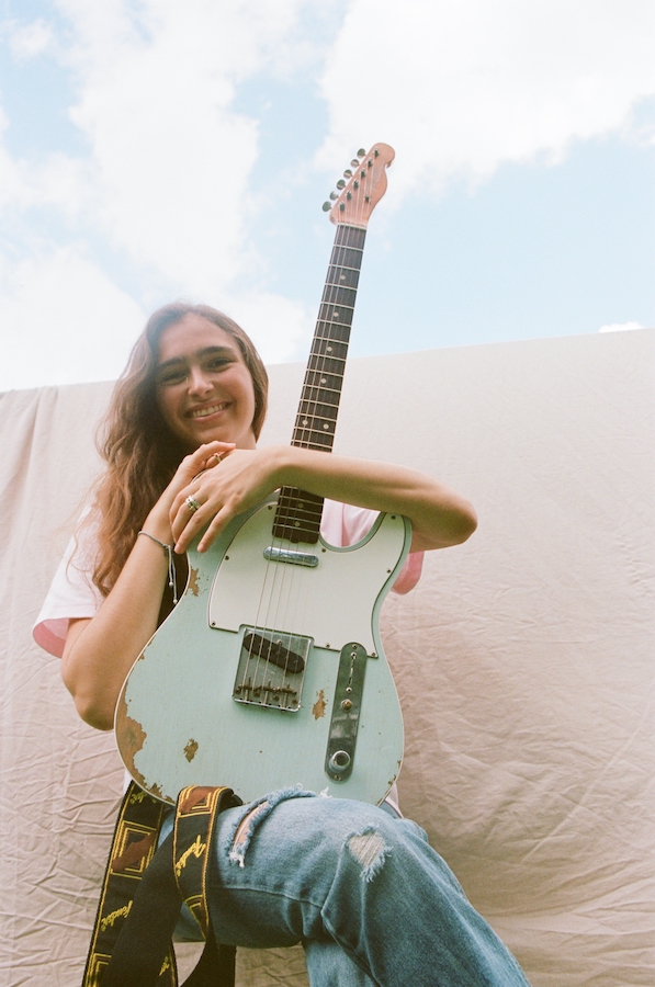 Lily Kaplan Shares Indie Pop Jewel 'Just Friends' | News | Clash Magazine