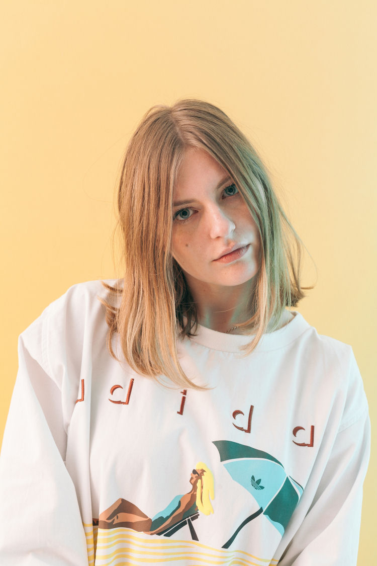 Perel Dives Into Analogue Electronics On 'Alles' | News | Clash Magazine