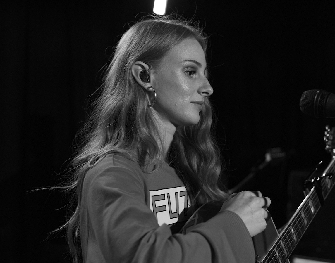 Behind The Scenes With Vera Blue | Live | Clash Magazine